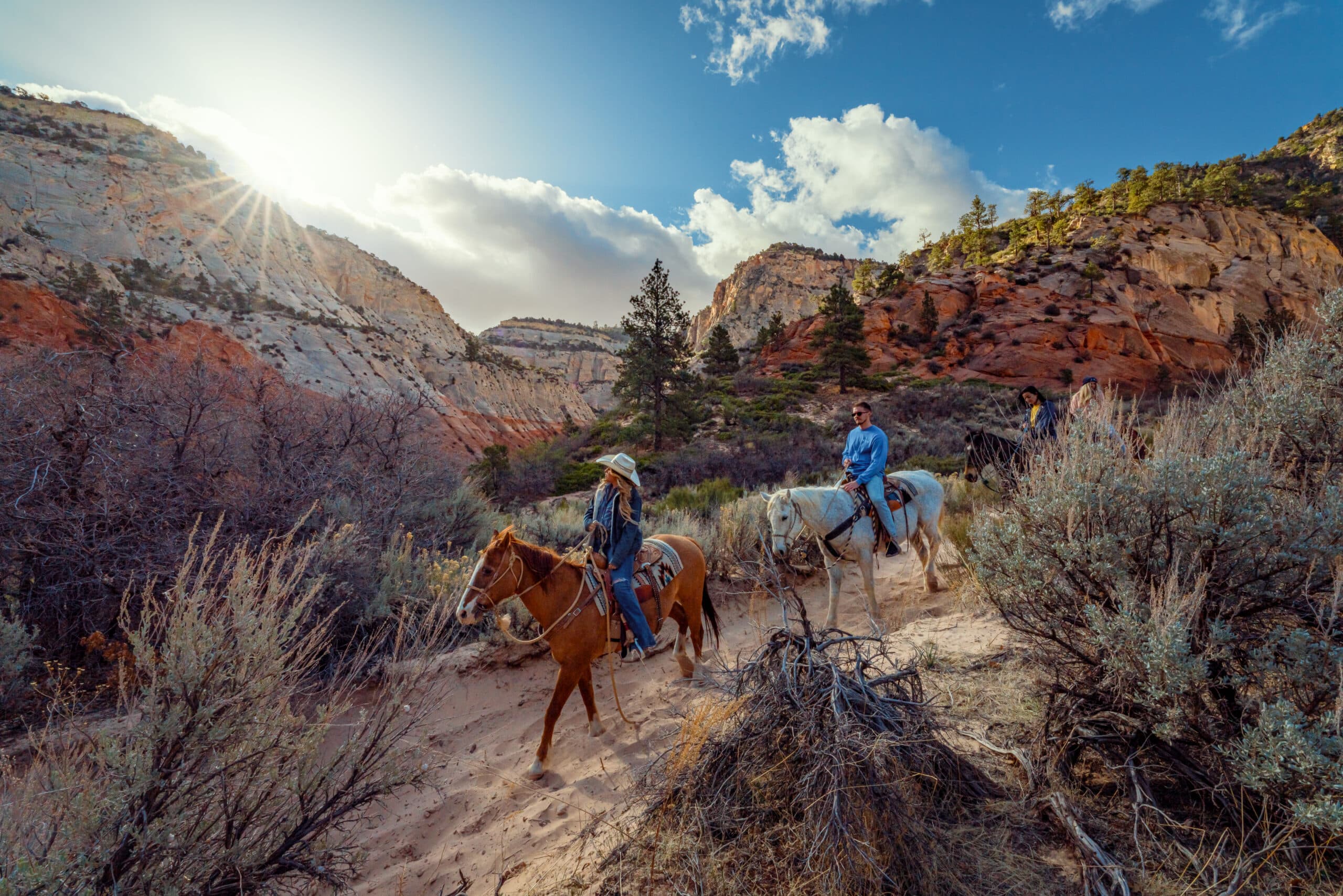 East Zion Horseback Riding Tours | Zion Ponderosa Ranch